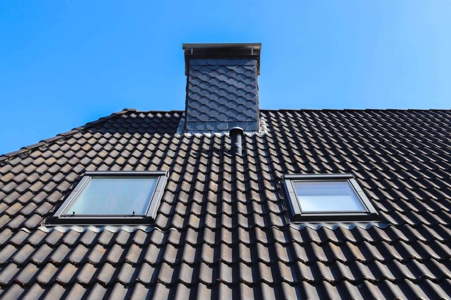 Velux qui fuit - Comment détecter et réparer les infiltrations d’eau